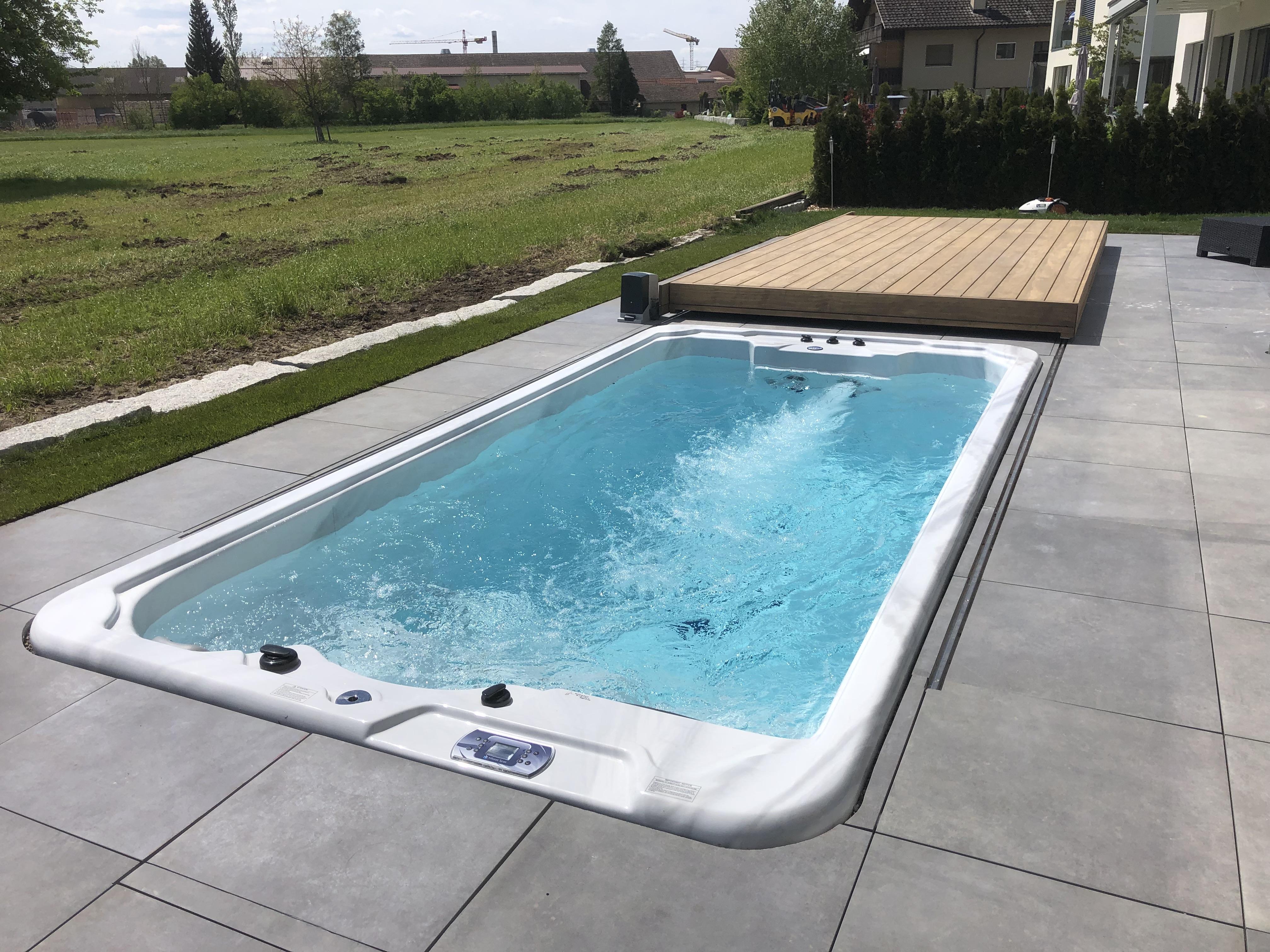 Schwim Spa Cube 460/235/152cm - RR Variationen GmbH